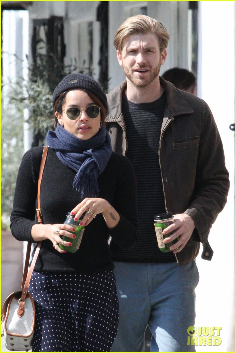 Do Zoë Saldana, Zoë Kravitz & Rashida Jones have black friends ...