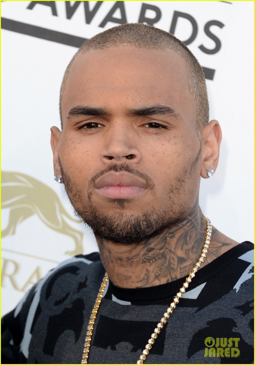 Chris Brown - Billboard Music Awards 2013 Red Carpet: Photo 2874032 ...