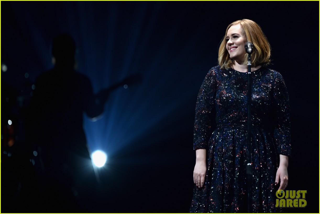 Adele: '25' World Tour 2016 Set List Revealed!: Photo 3594585 | Adele ...